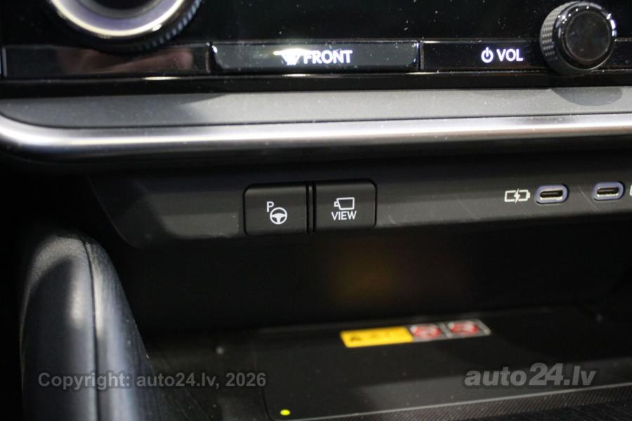 Brūns Lexus RZ 2024 Tallina, ar dzinēja tilpumu 0.00 L un nobraukumu 28 tūkst. km par 52990 €, foto 23 vietnē AUTOMOTO.COM.LV
