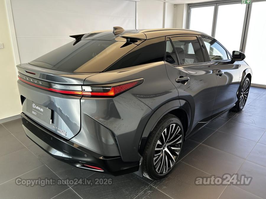 Pelēks Lexus RZ 2024 Tallina, ar dzinēja tilpumu 0.00 L un nobraukumu 26 tūkst. km par 57400 €, foto 7 vietnē AUTOMOTO.COM.LV