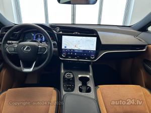 Pelēks Lexus RZ 2024 Tallina, ar dzinēja tilpumu 0.00 L un nobraukumu 26 tūkst. km par 57400 €, foto 11 vietnē AUTOMOTO.COM.LV