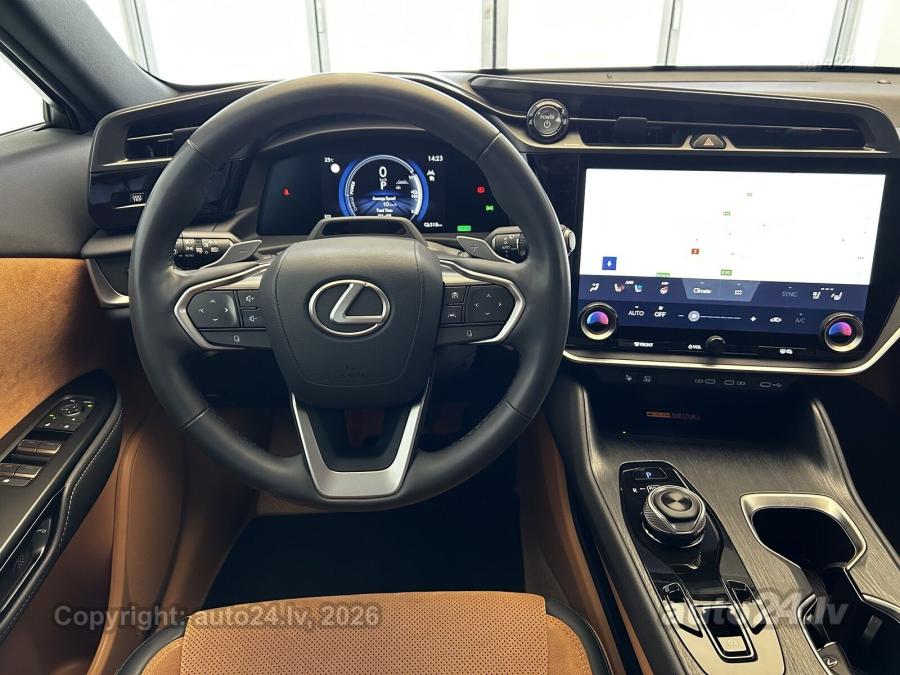 Pelēks Lexus RZ 2024 Tallina, ar dzinēja tilpumu 0.00 L un nobraukumu 26 tūkst. km par 57400 €, foto 12 vietnē AUTOMOTO.COM.LV