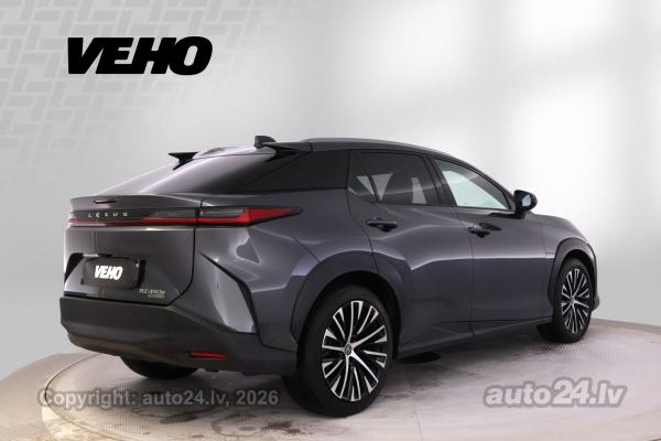 Серый Лексус RZ 2025 в Таллин, объемом двигателя 0.00 л и пробегом 4 тыс. км за 49500 €, фото 4 на AUTOMOTO.COM.LV