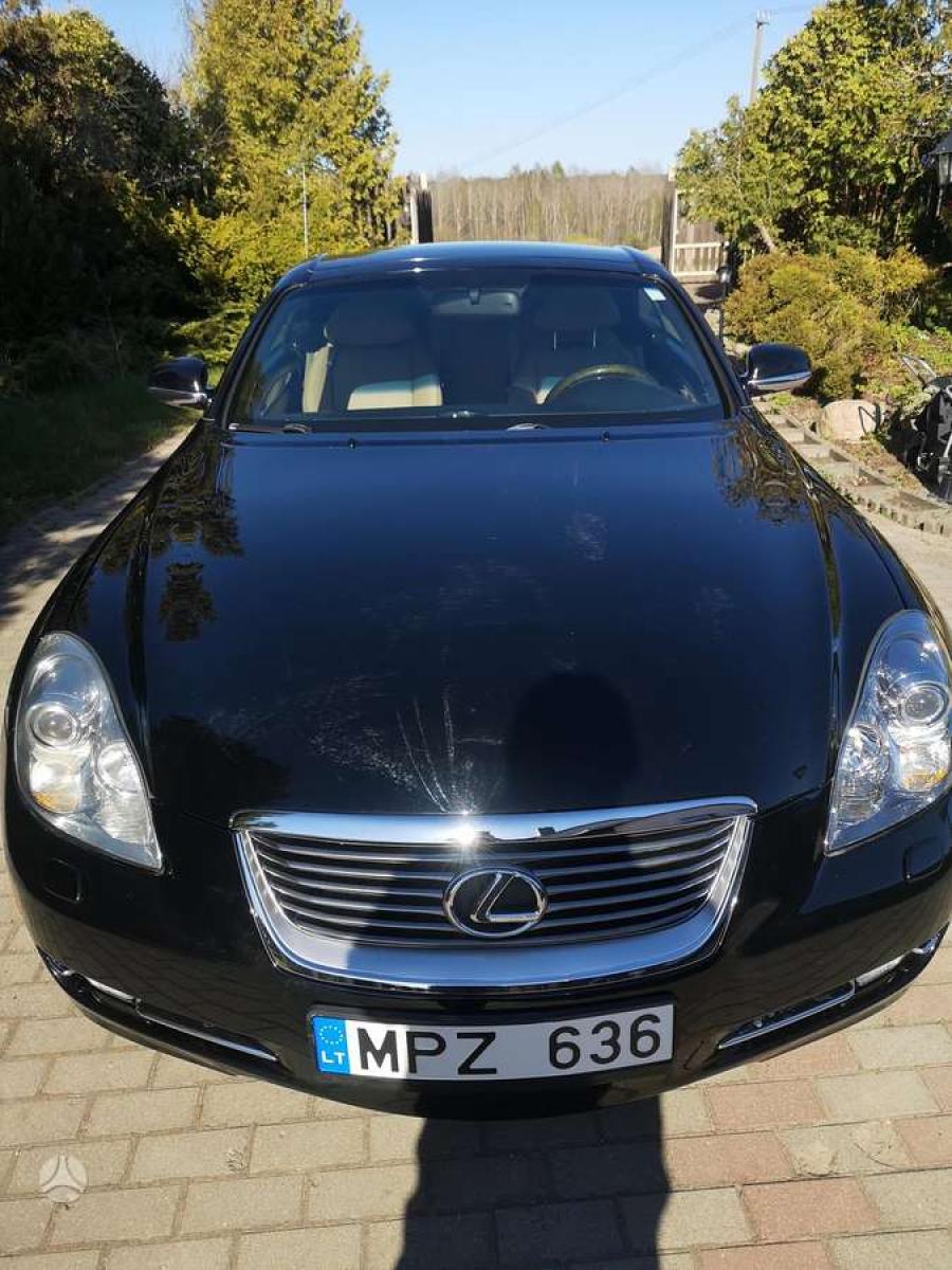 Black Lexus SC 430 2007 in Vilnius, with an engine capacity of 4.29 L and mileage of 133 thousand km for 12750 €, photo 1 on AUTOMOTO.COM.LV