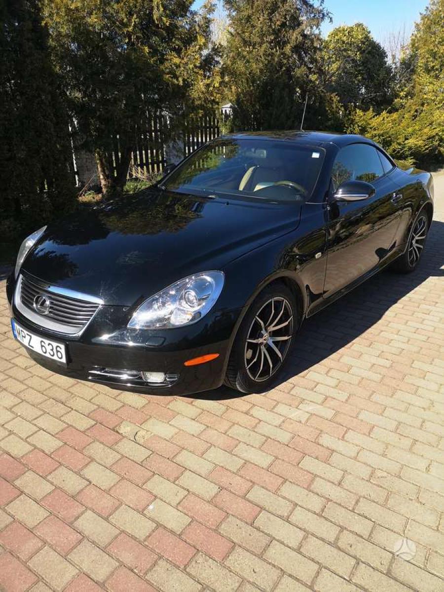 Black Lexus SC 430 2007 in Vilnius, with an engine capacity of 4.29 L and mileage of 133 thousand km for 12750 €, photo 8 on AUTOMOTO.COM.LV