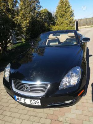 Black Lexus SC 430 2007 in Vilnius, with an engine capacity of 4.29 L and mileage of 133 thousand km for 12750 €, photo 20 on AUTOMOTO.COM.LV