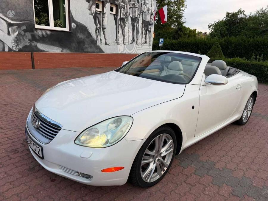 White Lexus SC 430 2003 in Vilnius, with an engine capacity of 4.29 L and mileage of 48 thousand km for 14500 €, photo 1 on AUTOMOTO.COM.LV