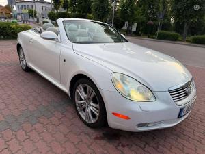 White Lexus SC 430 2003 in Vilnius, with an engine capacity of 4.29 L and mileage of 48 thousand km for 14500 €, photo 4 on AUTOMOTO.COM.LV