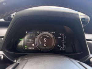 Black Lexus UX 250h 2019 in Vilnius, with an engine capacity of 1.99 L and mileage of 135 thousand km for 22500 €, photo 33 on AUTOMOTO.COM.LV