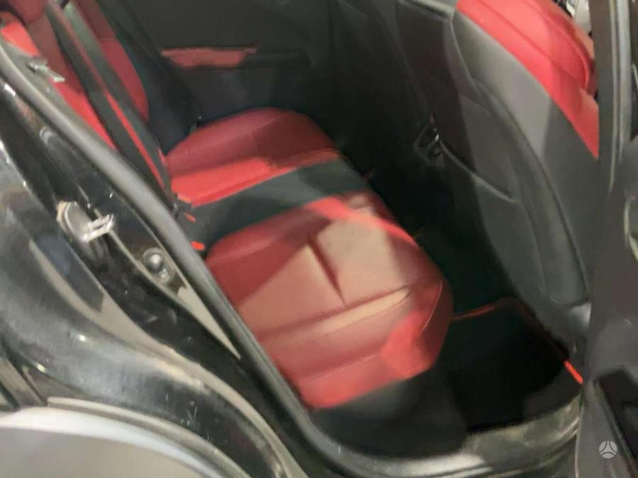 Черный Лексус UX 250h 2019 в Даугавпилс, объемом двигателя 1.99 л и пробегом 152 тыс. км за 22500 €, фото 17 на AUTOMOTO.COM.LV