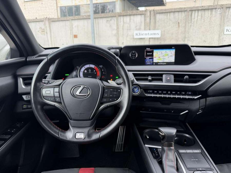 Black Lexus UX 250h 2019 in Vilnius, with an engine capacity of 1.99 L and mileage of 63 thousand km for 23700 €, photo 22 on AUTOMOTO.COM.LV