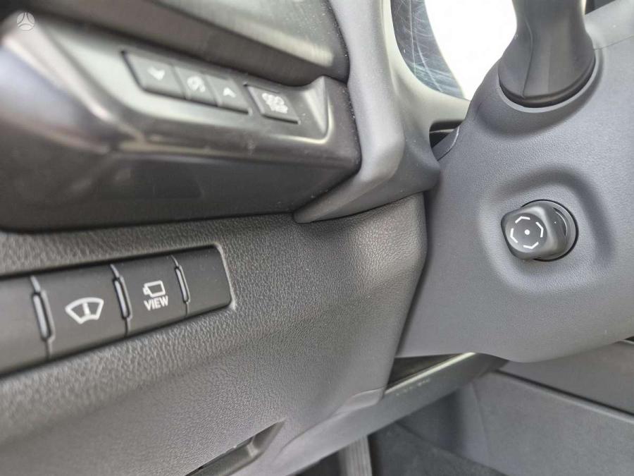 Black Lexus UX 250h 2019 in Panevezys, with an engine capacity of 1.99 L and mileage of 115 thousand km for 23800 €, photo 12 on AUTOMOTO.COM.LV