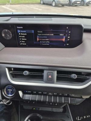 Black Lexus UX 250h 2019 in Panevezys, with an engine capacity of 1.99 L and mileage of 115 thousand km for 23800 €, photo 20 on AUTOMOTO.COM.LV