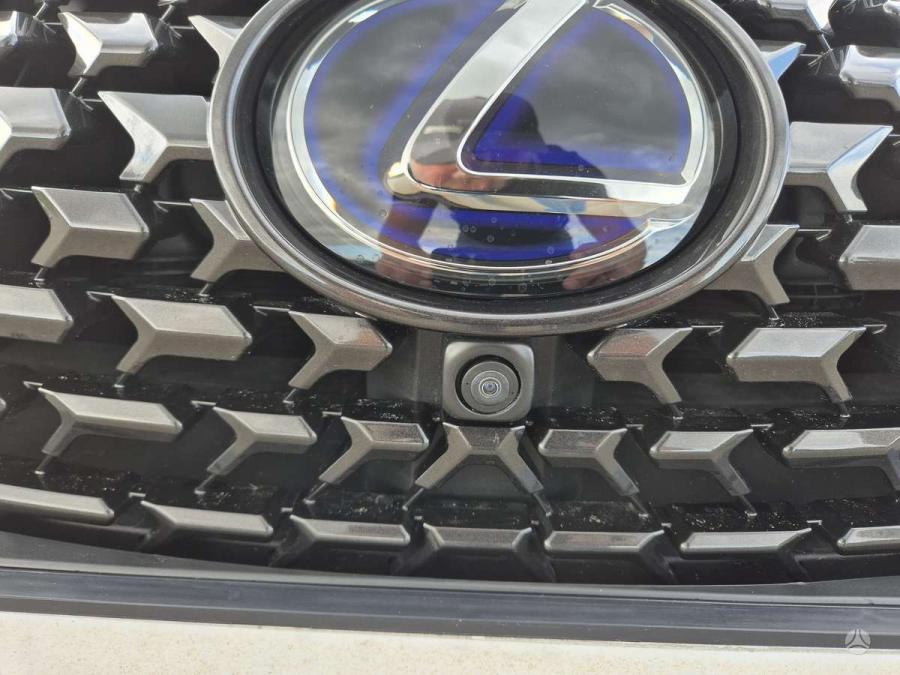 Black Lexus UX 250h 2019 in Panevezys, with an engine capacity of 1.99 L and mileage of 115 thousand km for 23800 €, photo 23 on AUTOMOTO.COM.LV