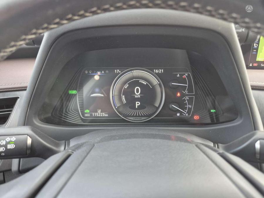 Black Lexus UX 250h 2019 in Panevezys, with an engine capacity of 1.99 L and mileage of 115 thousand km for 23800 €, photo 26 on AUTOMOTO.COM.LV