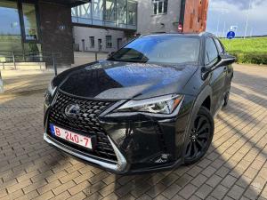 Melns Lexus UX 250h 2020 Daugavpils, ar dzinēja tilpumu 1.99 L un nobraukumu 131 tūkst. km par 21299 €, foto  vietnē AUTOMOTO.COM.LV