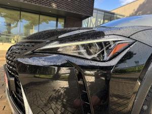 Melns Lexus UX 250h 2020 Daugavpils, ar dzinēja tilpumu 1.99 L un nobraukumu 131 tūkst. km par 21299 €, foto 17 vietnē AUTOMOTO.COM.LV