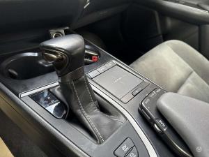 Melns Lexus UX 250h 2020 Daugavpils, ar dzinēja tilpumu 1.99 L un nobraukumu 131 tūkst. km par 21299 €, foto 30 vietnē AUTOMOTO.COM.LV