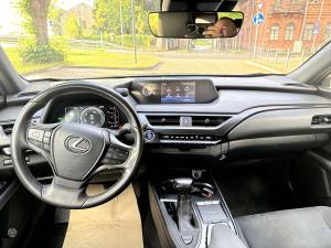 Melns Lexus UX 250h 2020 Daugavpils, ar dzinēja tilpumu 1.99 L un nobraukumu 131 tūkst. km par 21299 €, foto 38 vietnē AUTOMOTO.COM.LV
