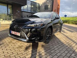 Melns Lexus UX 250h 2020 Daugavpils, ar dzinēja tilpumu 1.99 L un nobraukumu 131 tūkst. km par 21299 €, foto 39 vietnē AUTOMOTO.COM.LV