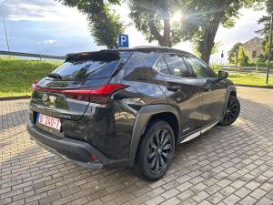 Melns Lexus UX 250h 2020 Daugavpils, ar dzinēja tilpumu 1.99 L un nobraukumu 131 tūkst. km par 21299 €, foto 44 vietnē AUTOMOTO.COM.LV