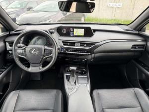 Melns Lexus UX 250h 2020 Viļņa, ar dzinēja tilpumu 2.00 L un nobraukumu 72 tūkst. km par 23000 €, foto 16 vietnē AUTOMOTO.COM.LV