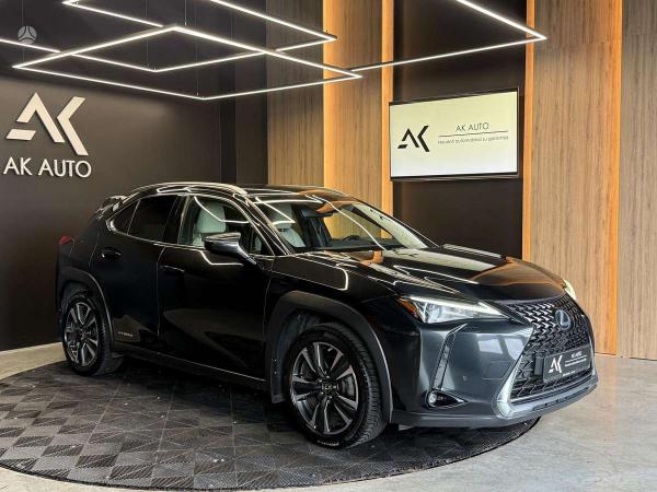 Лексус UX 250h 2020 в Каунас на AUTOMOTO.COM.LV Черный Лексус UX 250h 2020 в Каунас, объемом двигателя 1.98 л и пробегом 110 тыс. км за 24390 €, фото 3 на AUTOMOTO.COM.LV