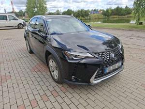 Black Lexus UX 250h 2020 in Vilnius, with an engine capacity of 2.00 L and mileage of 130 thousand km for 18700 €, photo  on AUTOMOTO.COM.LV