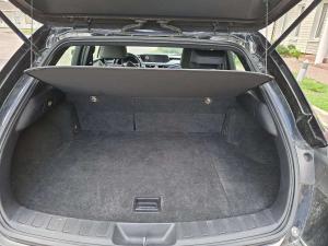 Black Lexus UX 250h 2020 in Vilnius, with an engine capacity of 2.00 L and mileage of 130 thousand km for 18700 €, photo 14 on AUTOMOTO.COM.LV