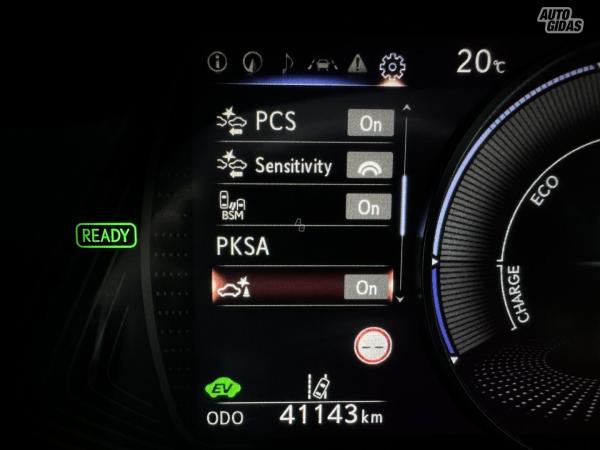 Black Lexus UX 250h 2021 in Avizieniai, with an engine capacity of 2.00 L and mileage of 41 thousand km for 25950 €, photo 9 on AUTOMOTO.COM.LV