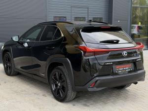 Melns Lexus UX 250h 2022 Viļņa, ar dzinēja tilpumu 1.99 L un nobraukumu 116 tūkst. km par 23999 €, foto 4 vietnē AUTOMOTO.COM.LV
