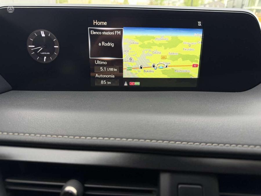 Melns Lexus UX 250h 2022 Viļņa, ar dzinēja tilpumu 1.99 L un nobraukumu 116 tūkst. km par 23999 €, foto 24 vietnē AUTOMOTO.COM.LV