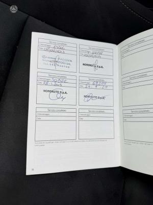 Черный Лексус UX 250h 2022 в Вильнюс, объемом двигателя 1.99 л и пробегом 75 тыс. км за 24444 €, фото 20 на AUTOMOTO.COM.LV