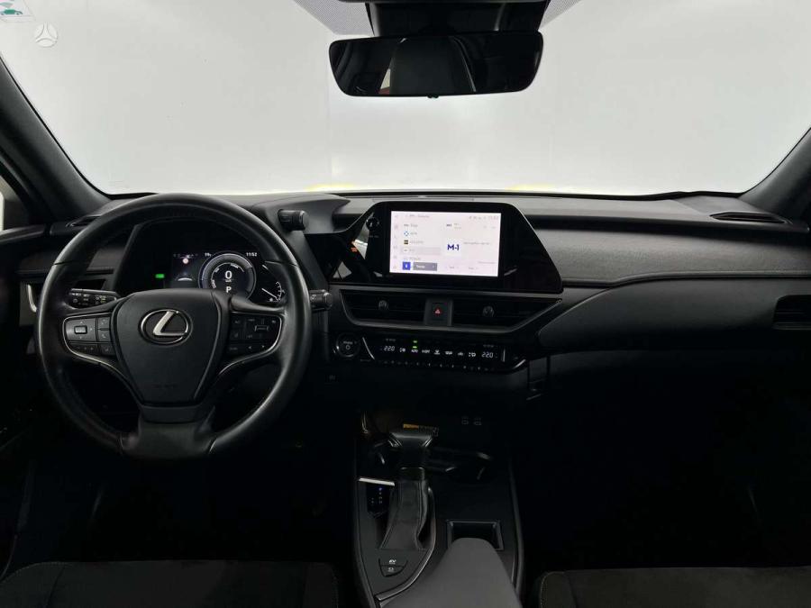 Черный Лексус UX 250h 2022 в Вильнюс, объемом двигателя 1.99 л и пробегом 146 тыс. км за 24900 €, фото 9 на AUTOMOTO.COM.LV