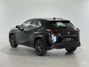 Черный Лексус UX 250h 2022 в Вильнюс, объемом двигателя 1.99 л и пробегом 146 тыс. км за 24900 €, фото 18 на AUTOMOTO.COM.LV