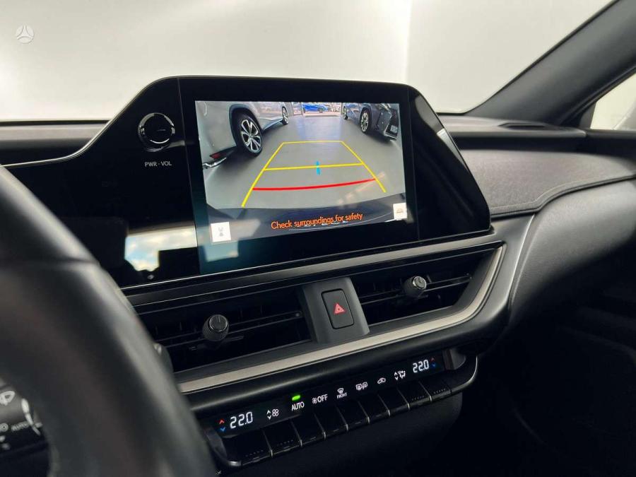 Черный Лексус UX 250h 2022 в Вильнюс, объемом двигателя 1.99 л и пробегом 146 тыс. км за 24900 €, фото 23 на AUTOMOTO.COM.LV