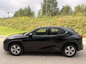 Melns Lexus UX 250h 2022 Viļņa, ar dzinēja tilpumu 1.99 L un nobraukumu 31 tūkst. km par 25350 €, foto 14 vietnē AUTOMOTO.COM.LV