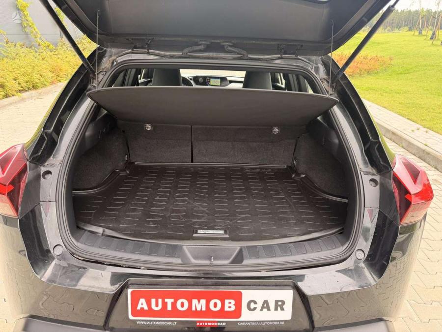Melns Lexus UX 250h 2022 Viļņa, ar dzinēja tilpumu 1.99 L un nobraukumu 31 tūkst. km par 25350 €, foto 27 vietnē AUTOMOTO.COM.LV