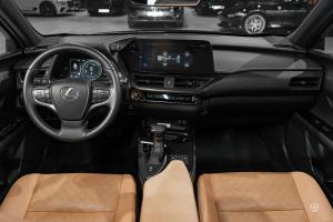Черный Лексус UX 250h 2023 в Рига, объемом двигателя 1.99 л и пробегом 35 тыс. км за 34500 €, фото 12 на AUTOMOTO.COM.LV