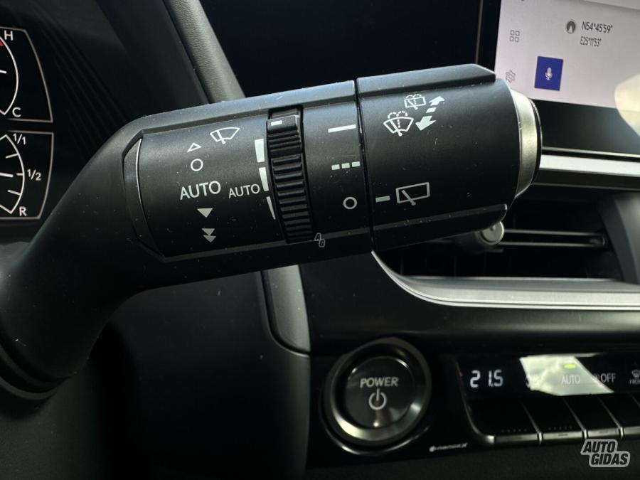 Black Lexus UX 250h 2023 in Avizieniai, with an engine capacity of 2.00 L and mileage of 101 thousand km for 24950 €, photo 14 on AUTOMOTO.COM.LV