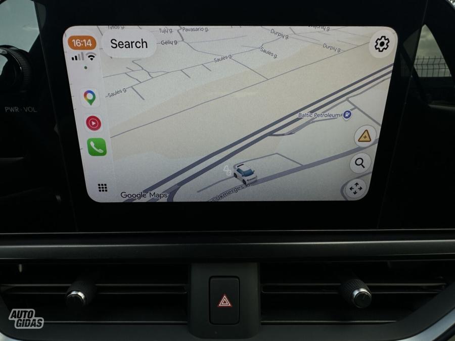 Black Lexus UX 250h 2023 in Avizieniai, with an engine capacity of 2.00 L and mileage of 101 thousand km for 24950 €, photo 16 on AUTOMOTO.COM.LV
