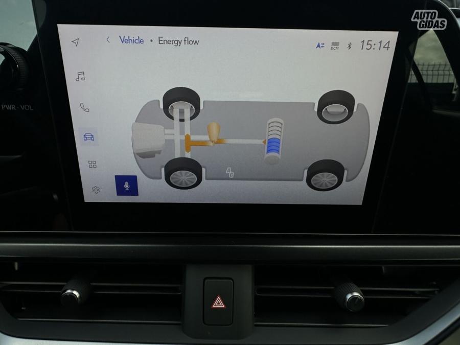 Black Lexus UX 250h 2023 in Avizieniai, with an engine capacity of 2.00 L and mileage of 101 thousand km for 24950 €, photo 18 on AUTOMOTO.COM.LV