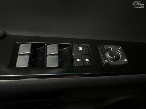 Black Lexus UX 250h 2023 in Avizieniai, with an engine capacity of 2.00 L and mileage of 101 thousand km for 24950 €, photo 22 on AUTOMOTO.COM.LV