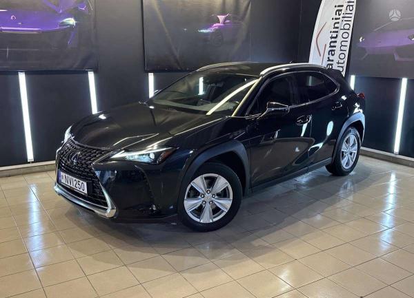 Melns Lexus UX 250h 2023 Viļņa, ar dzinēja tilpumu 2.00 L un nobraukumu 101 tūkst. km par 24950 €, foto 1 vietnē AUTOMOTO.COM.LV