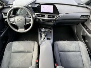 Melns Lexus UX 250h 2023 Viļņa, ar dzinēja tilpumu 2.00 L un nobraukumu 101 tūkst. km par 24950 €, foto 4 vietnē AUTOMOTO.COM.LV