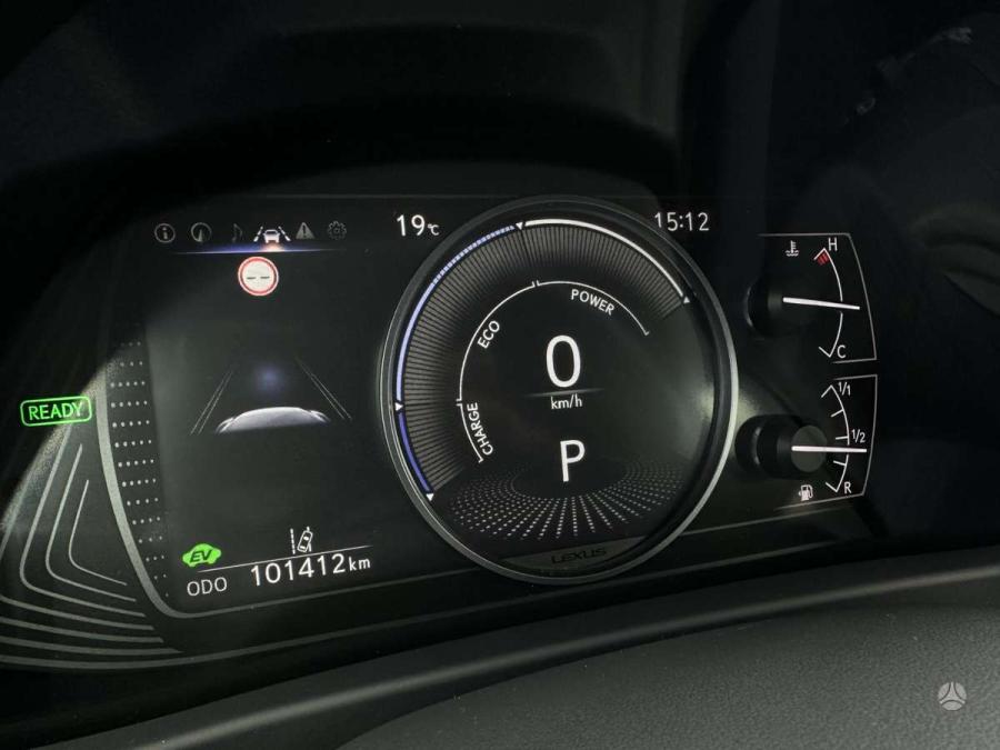 Melns Lexus UX 250h 2023 Viļņa, ar dzinēja tilpumu 2.00 L un nobraukumu 101 tūkst. km par 24950 €, foto 8 vietnē AUTOMOTO.COM.LV
