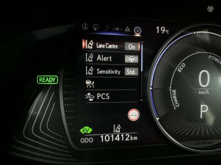 Melns Lexus UX 250h 2023 Viļņa, ar dzinēja tilpumu 2.00 L un nobraukumu 101 tūkst. km par 24950 €, foto 9 vietnē AUTOMOTO.COM.LV
