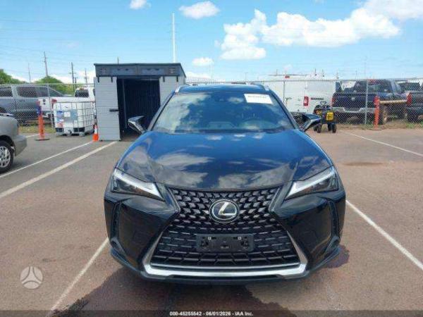 Лексус UX 250h 2023 в Клайпеда на AUTOMOTO.COM.LV Черный Лексус UX 250h 2023 в Клайпеда, объемом двигателя 2.00 л и пробегом 47 тыс. км за 11500 €, фото 3 на AUTOMOTO.COM.LV