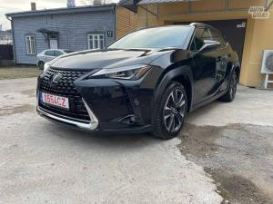 Black Lexus UX 250h 2019 in Siauliai, with an engine capacity of 2.00 L and mileage of 118 thousand km for 19350 €, photo  on AUTOMOTO.COM.LV