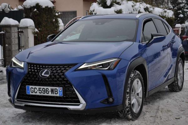 Zils Lexus UX 250h 2021 Viļņa, ar dzinēja tilpumu 2.50 L un nobraukumu 151 tūkst. km par 18800 €, foto 1 vietnē AUTOMOTO.COM.LV