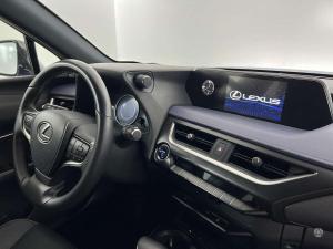 Blue Lexus UX 250h 2021 in Vilnius, with an engine capacity of 1.99 L and mileage of 124 thousand km for 24900 €, photo 15 on AUTOMOTO.COM.LV