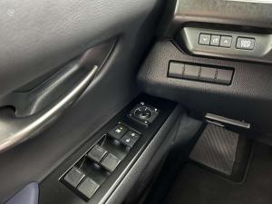 Blue Lexus UX 250h 2021 in Vilnius, with an engine capacity of 1.99 L and mileage of 124 thousand km for 24900 €, photo 25 on AUTOMOTO.COM.LV